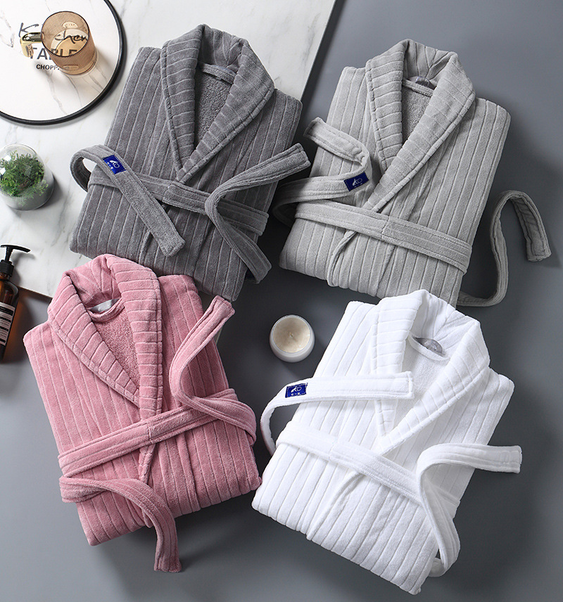 Small/Medium Line Velvet Luxury Unisex Bathrobe - China Hotel Site ...