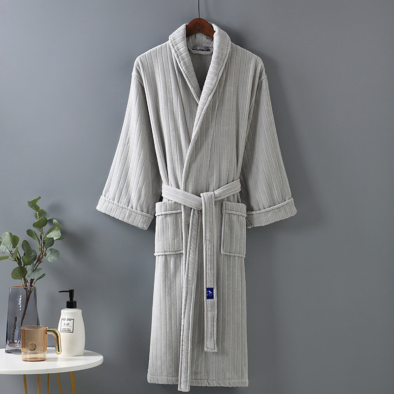 Small/Medium Line Velvet Luxury Unisex Bathrobe - China Hotel Site ...